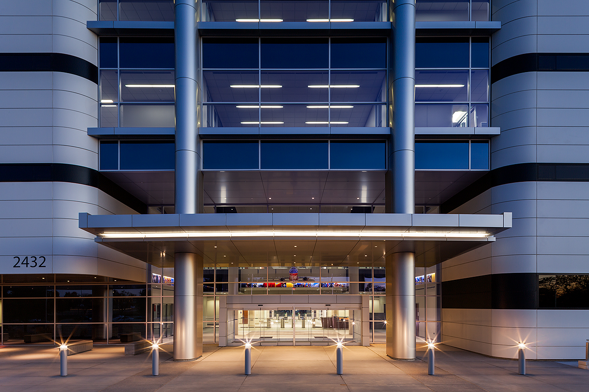 Southwest Airlines Training and Operational Support (TOPS) Center ...