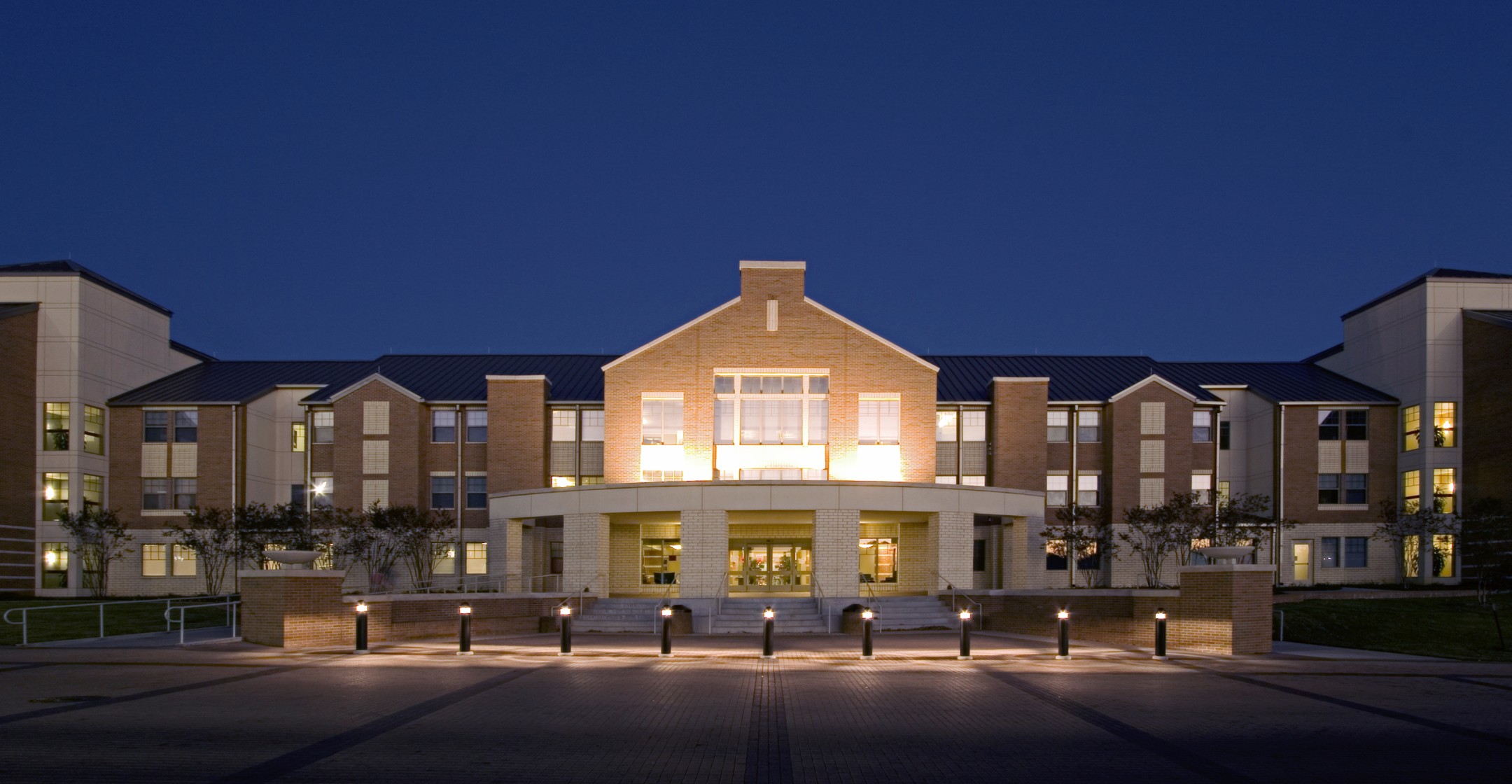 The University of Texas at Arlington - Kalpana Chawla Hall | BOKA Powell